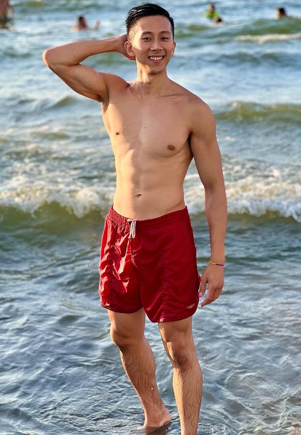 Tyler Wu หนุ่มหล่อเร้าใจ กล้ามแน่น โดนใจสุดๆ