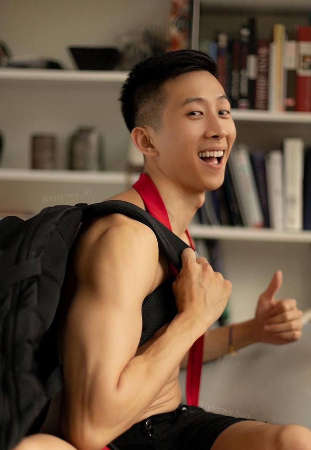 Tyler Wu หนุ่มหล่อเร้าใจ กล้ามแน่น โดนใจสุดๆ